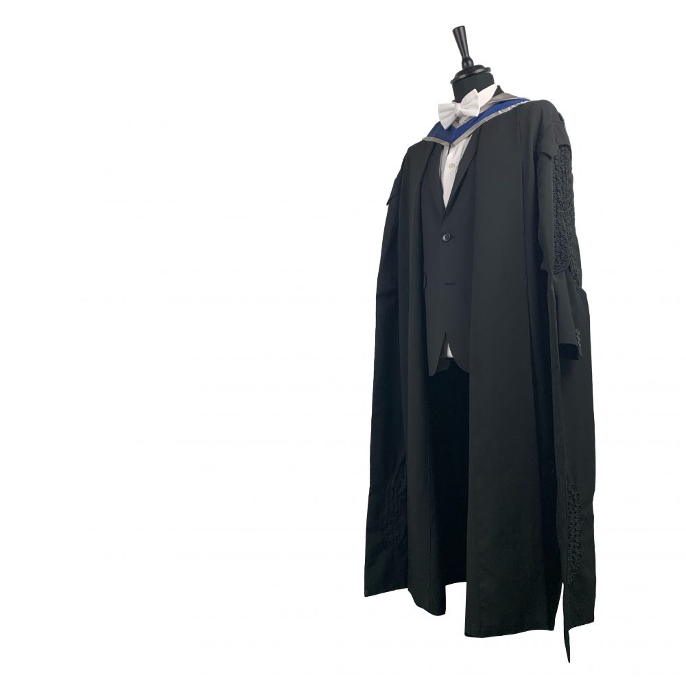 A Guide to Graduation Gowns – Walters of Oxford