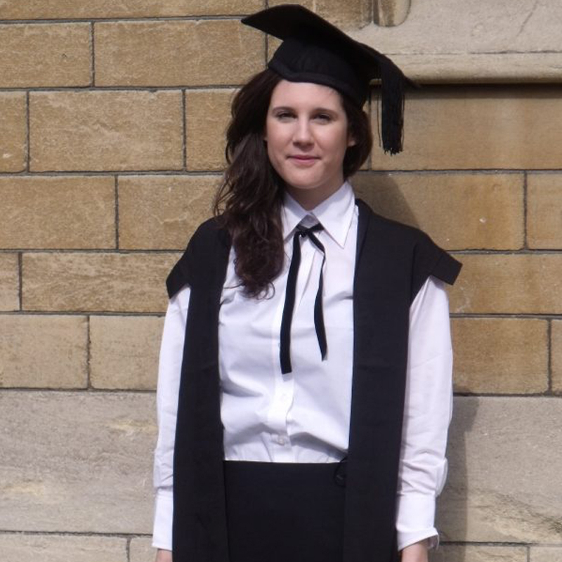 A Guide to Graduation Gowns – Walters of Oxford